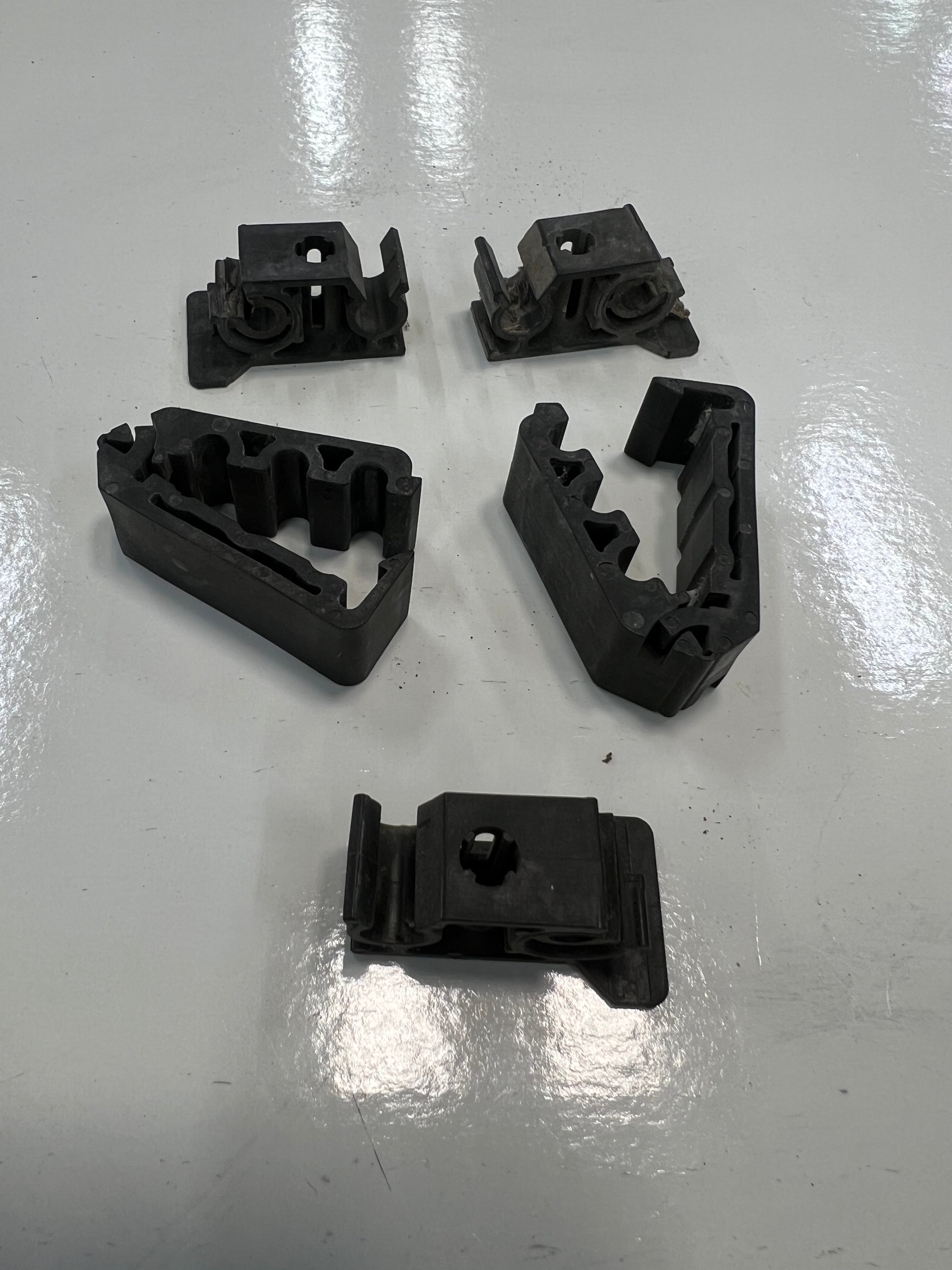 Brake Line Clips & Holders - 1993-1998 Jeep Grand Cherokee ZJ – DeXJ's